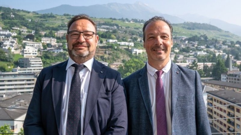 Police cantonale valaisanne | Bulletin Valais Wallis - L'hebdomadaire ...